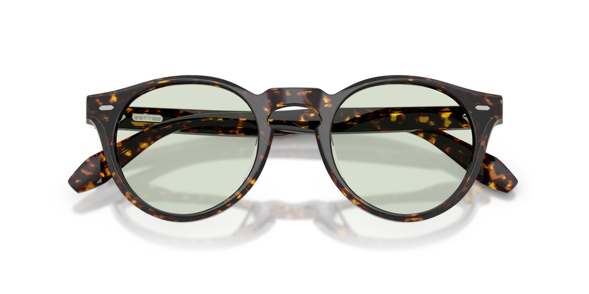 Oliver Peoples N.07 Sun con montatura Nero e lenti G-15 | Oliver Peoples®